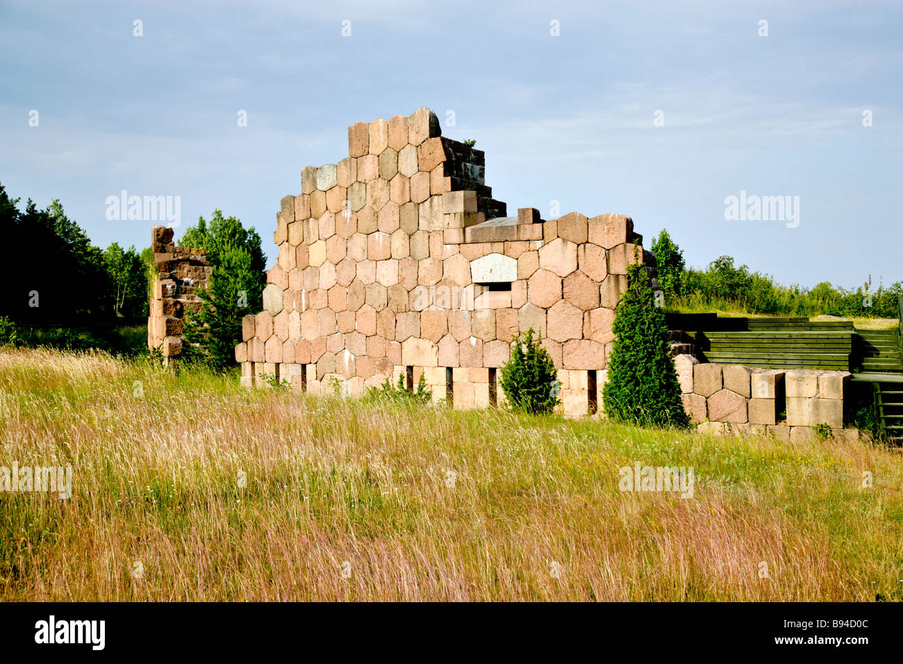 Ruin ruined ruins hi-res stock photography and images - Alamy