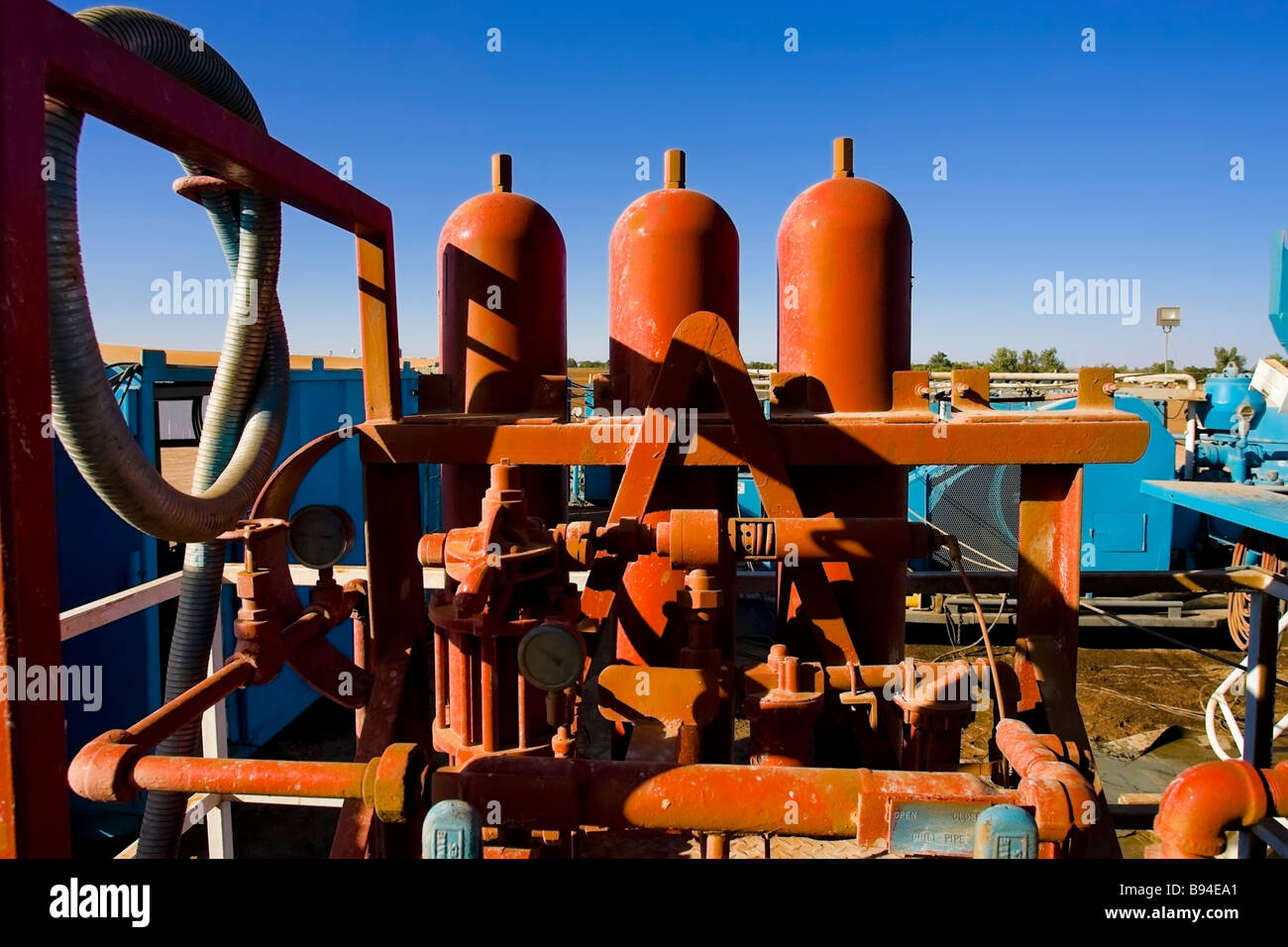 Oklahoma oil rig hi-res stock photography and images - Alamy