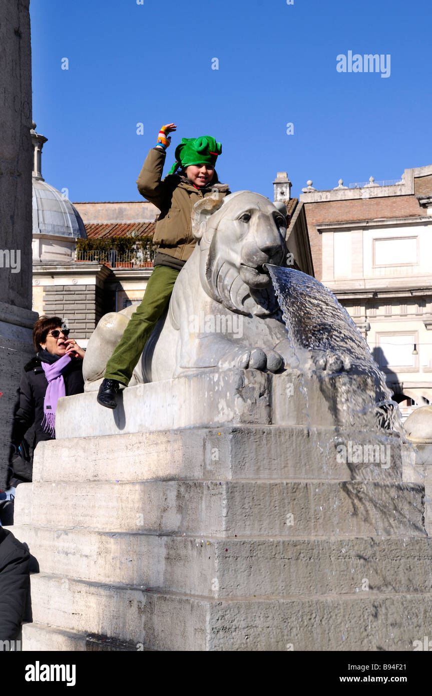 Lion statue in vatican hi-res stock photography and images - Alamy