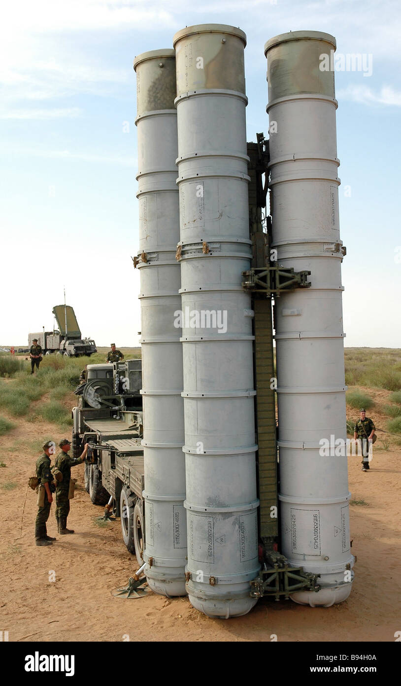 An S 300 surface to air missile system SAM Stock Photo - Alamy