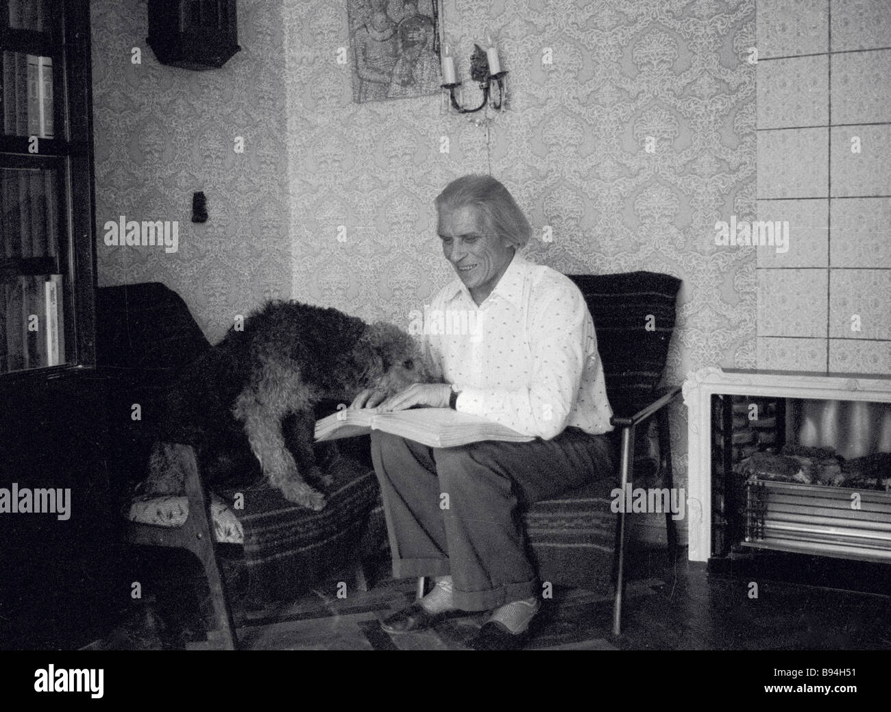 Viktor Glebov editor in chief of the Soviet School Pupil magazine for ...