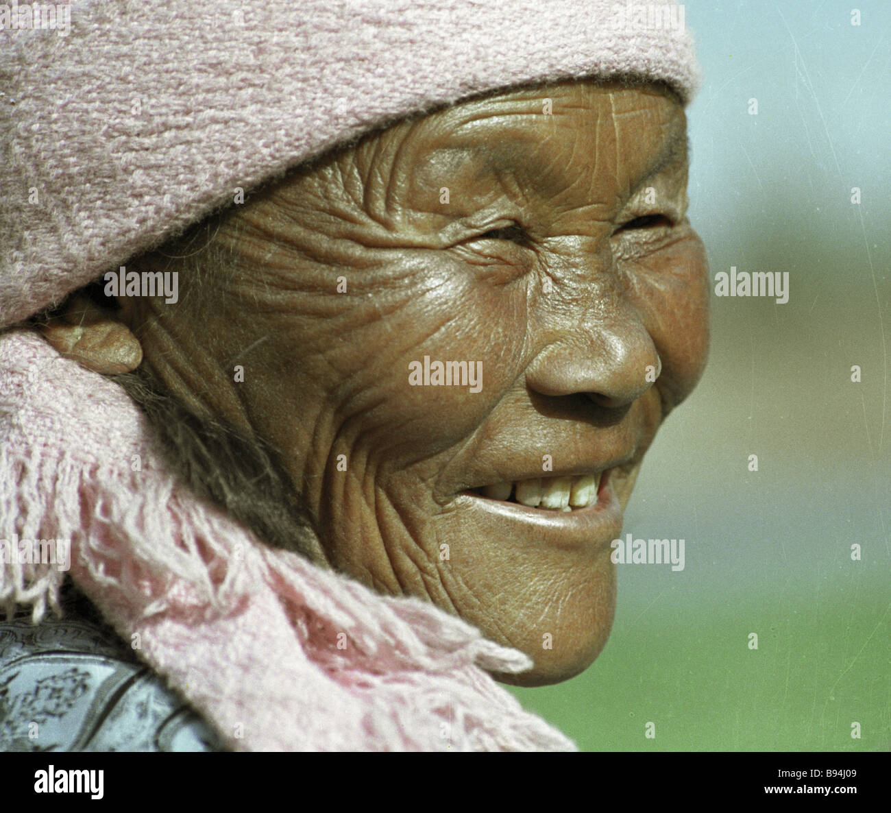 Woman hunter well known in Tuva Stock Photo - Alamy
