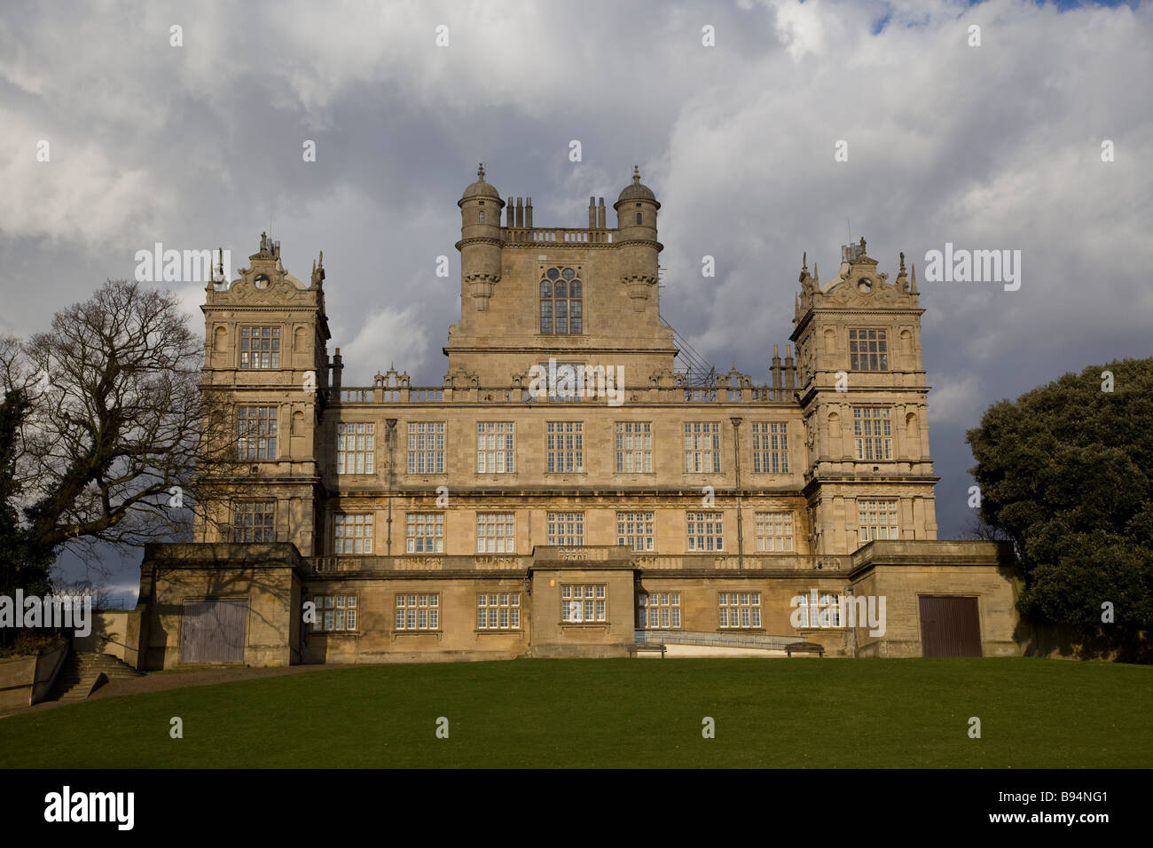 Wollaton hall hi-res stock photography and images - Alamy