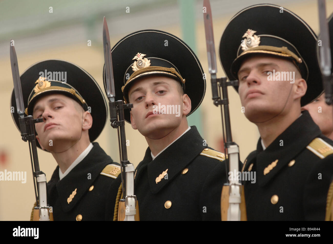 The guard of honor battalion of the Russian Armed Forces has a marching ...