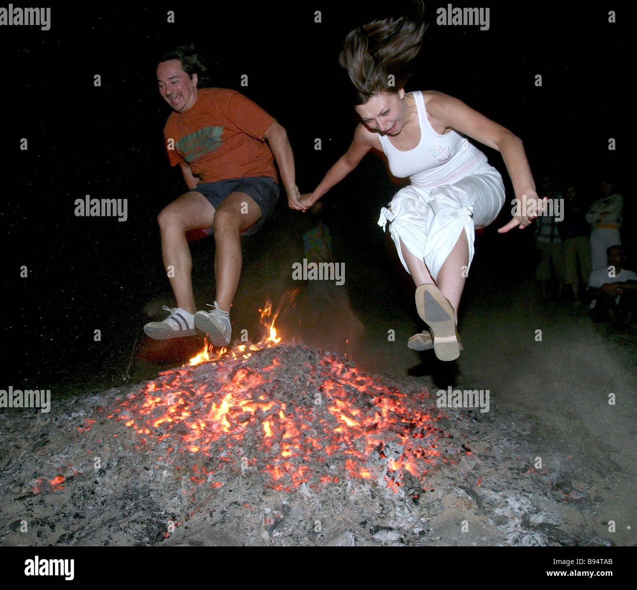 Traditional Bonfire High Resolution Stock Photography and Images - Alamy