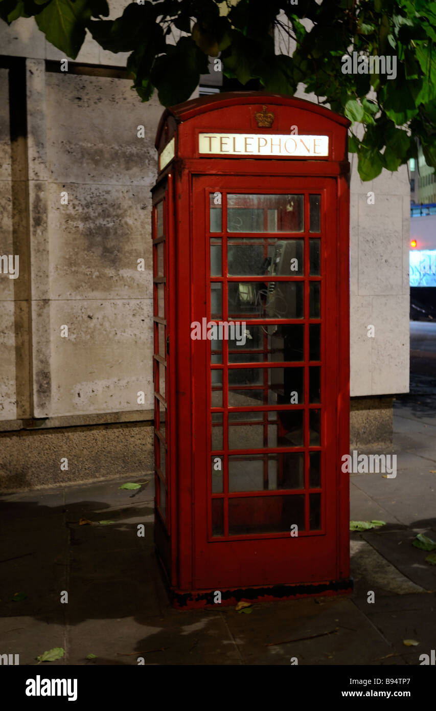 Traditional Red Phone Box London Britain Stock Photo - Alamy