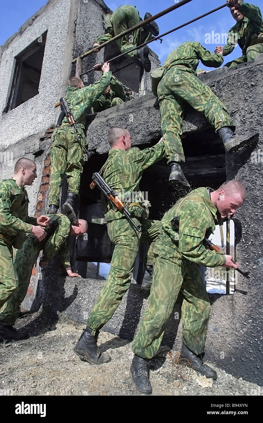 Exercises of Belorussian special task force officers at the training ...