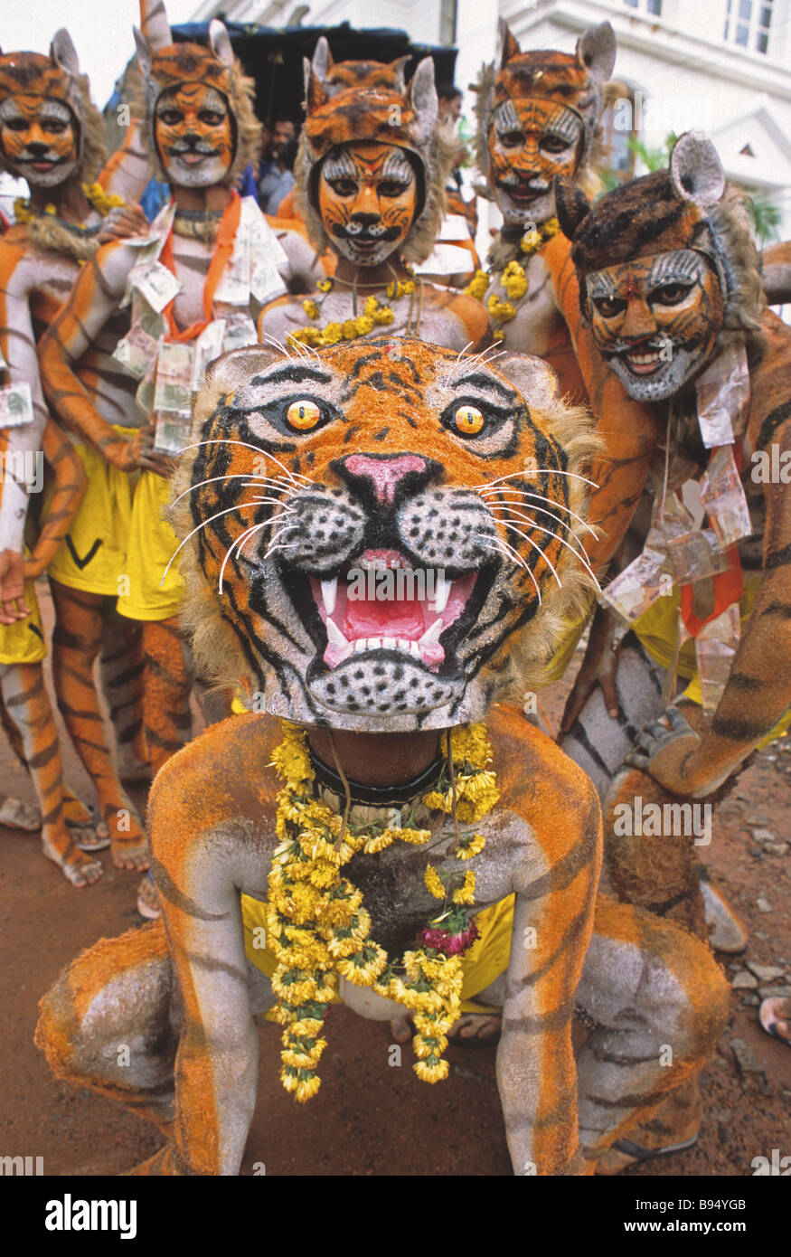 Hindu festival kerala india hi-res stock photography and images - Alamy
