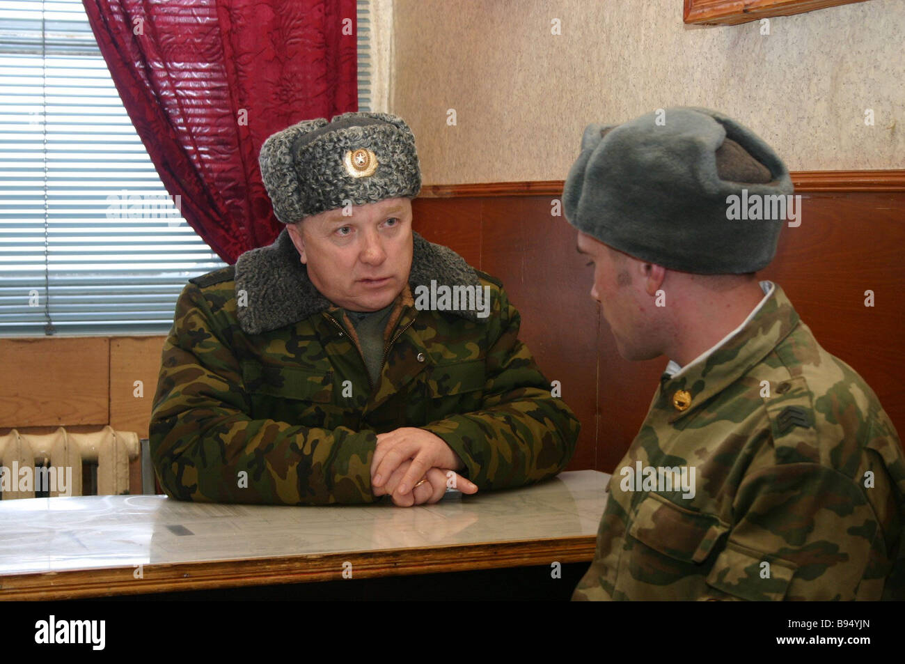 Colonel General Alexei Maslov Russian Landed Troops Commander talks to ...