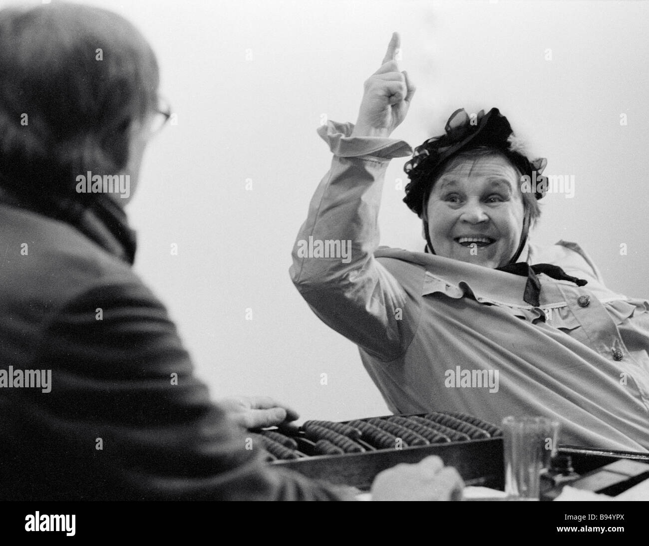 Actress of the Orekhovo Zuyevo popular theatre pensioner Anna Kamyshova ...