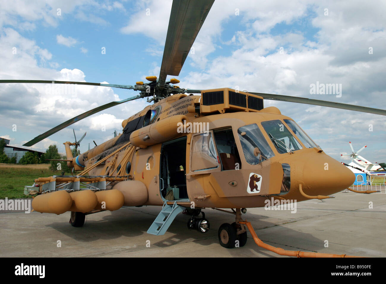 Cargo Helicopter Stock Photos & Cargo Helicopter Stock Images - Alamy