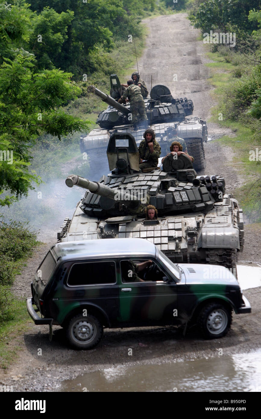 The Georgian military police detaining Russian tanks from the 12th ...