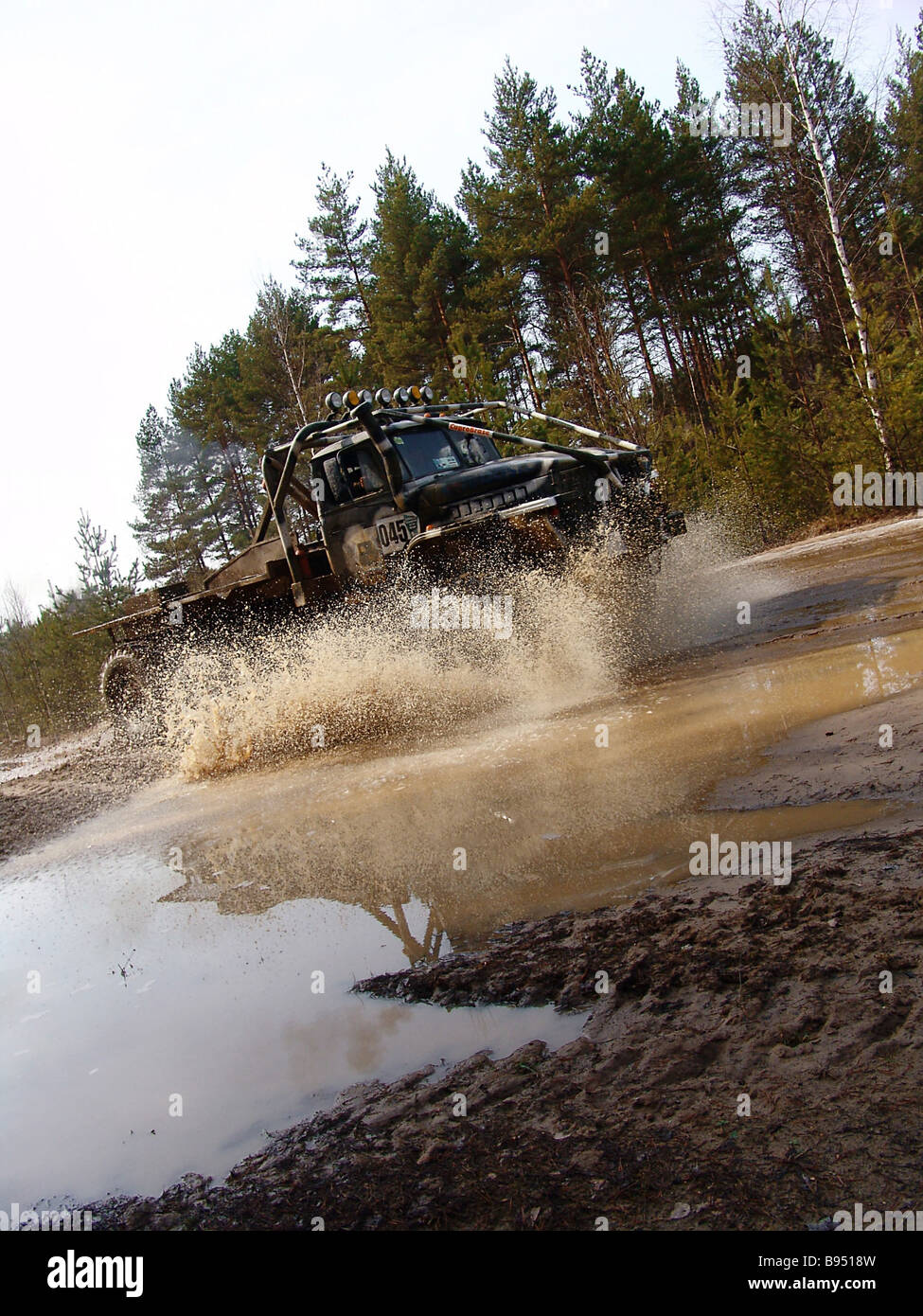 First stage of the RF Arned Forces open army car navigation ...