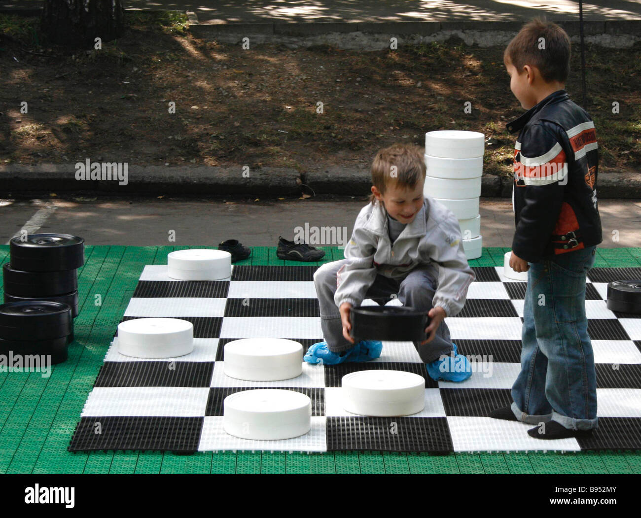 A chess and checkers contest in Sokolniki Park Stock Photo - Alamy