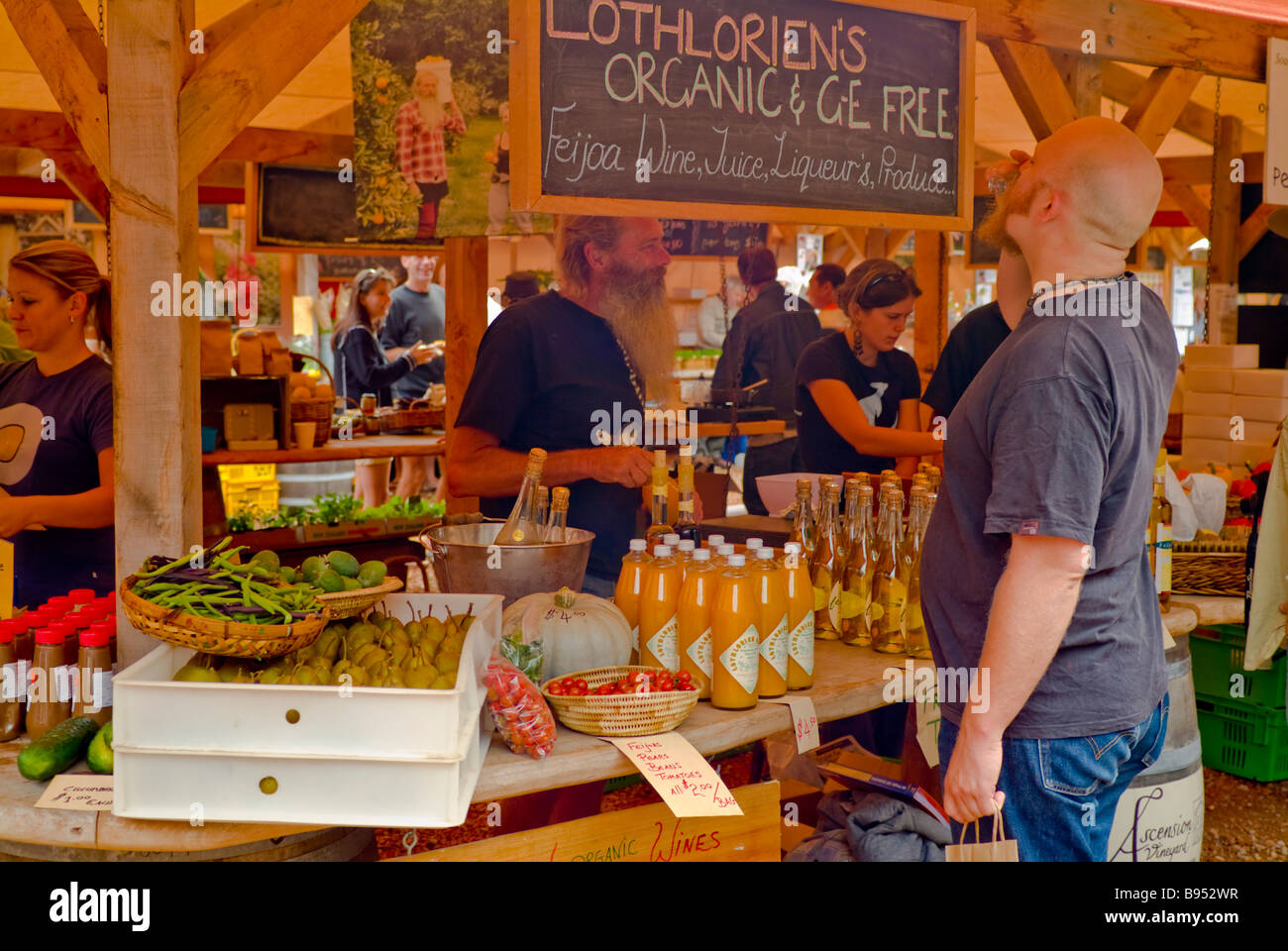 Food sampling stand hi-res stock photography and images - Alamy