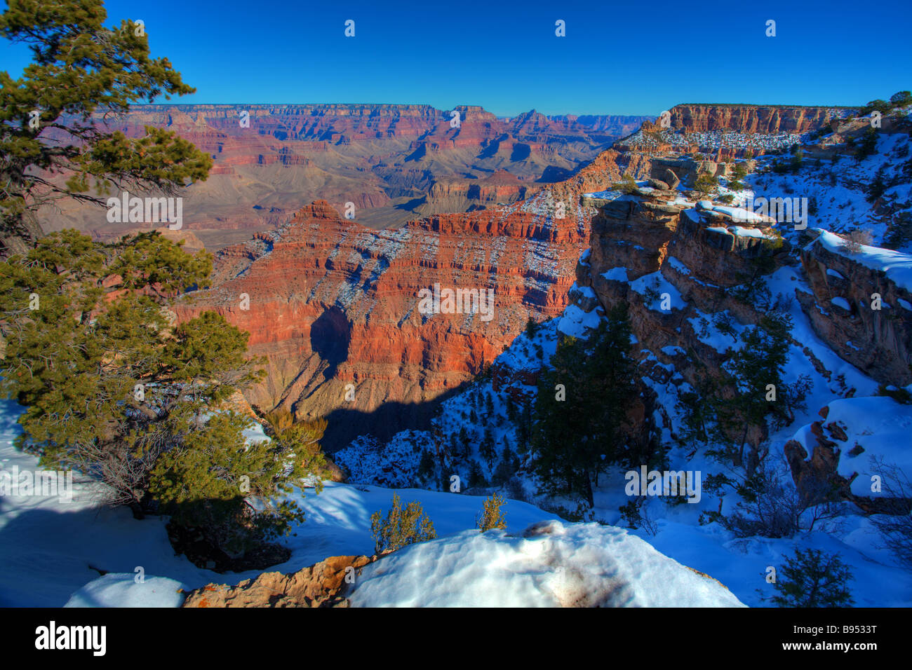 Snow at the grand canyon hi-res stock photography and images - Alamy