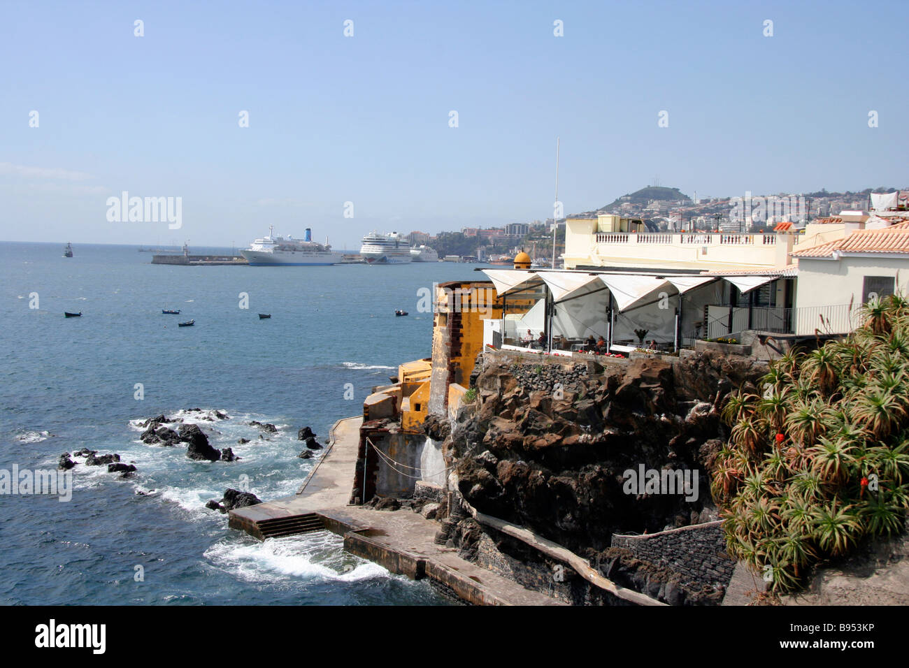Funchal Harbour Madeira Stock Photo - Alamy