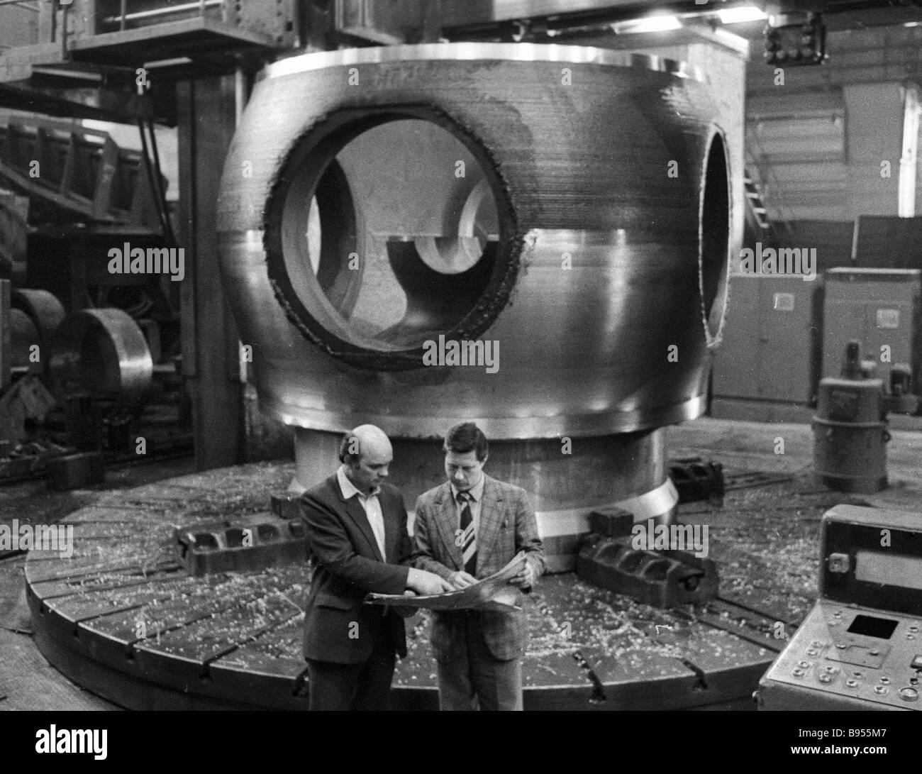 Experts of Kharkov turbine factory named after Kirov prepare equipment ...