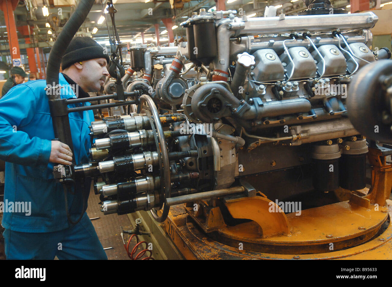 Jointing KAMAZ gear boxes to U S manufactured Kamenz engines at the ...