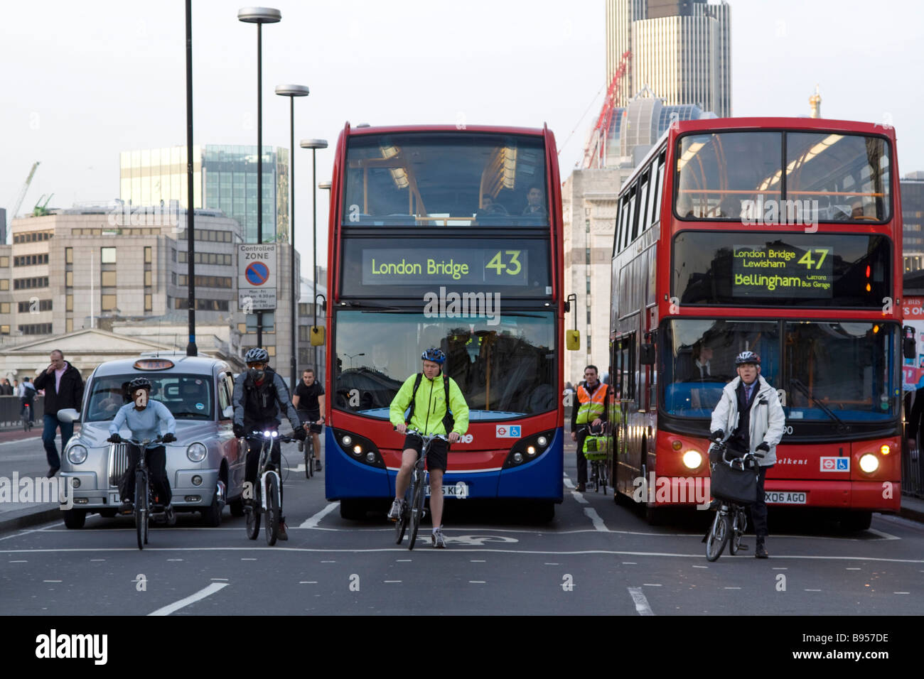 Evening rush hour traffic - London Bridge Stock Photo - Alamy