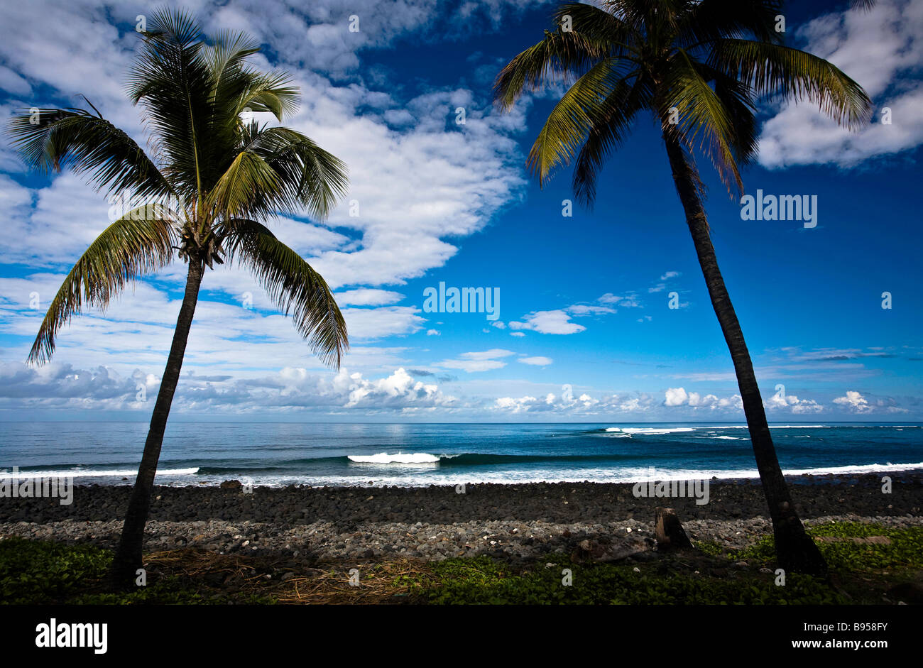 Comoros, Anjouan, west coast, waves Stock Photo - Alamy