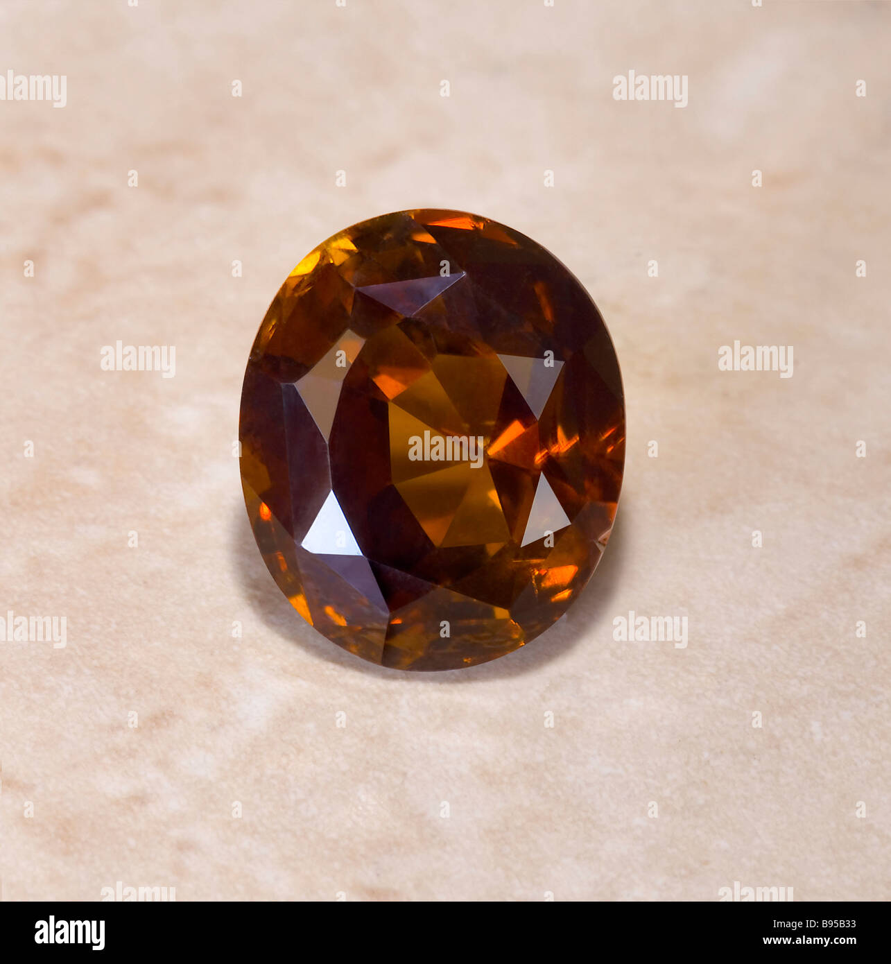 Brown gemstones hi-res stock photography and images - Alamy