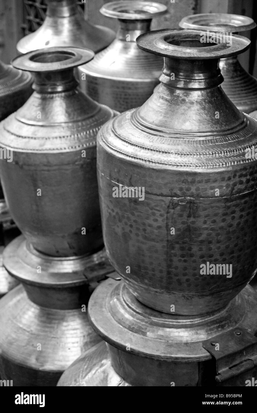 Cooper pots in the market at Patan, Nepal Stock Photo - Alamy