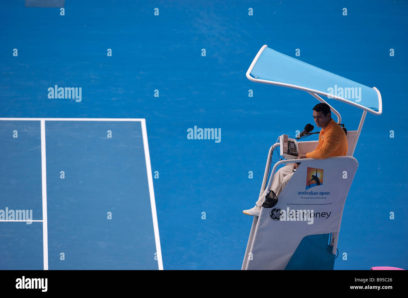 A male tennis chair jugde during the Australian Open Grand Slam 2009 in ...
