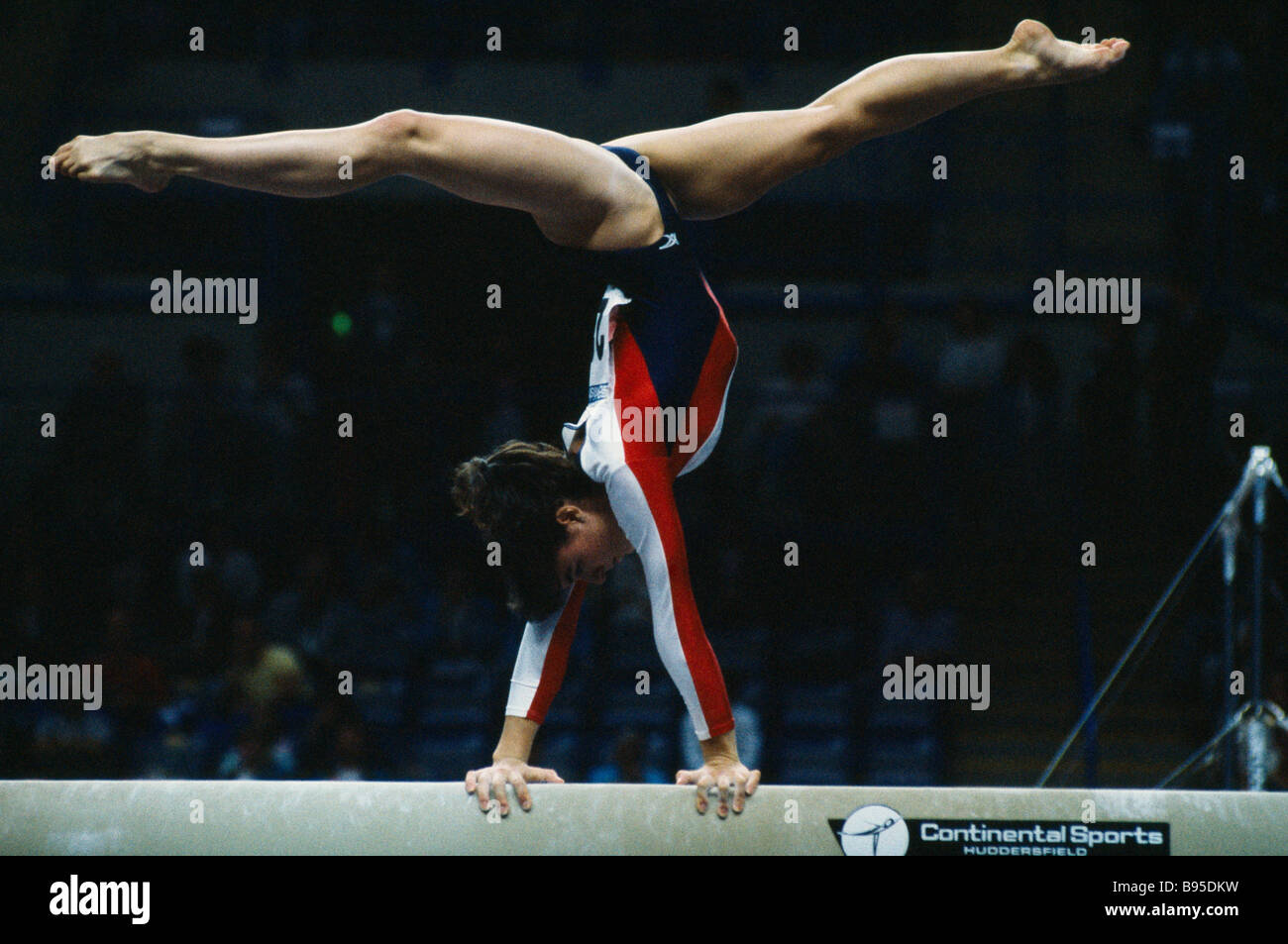 Female gymnast on beam in hi-res stock photography and images - Alamy