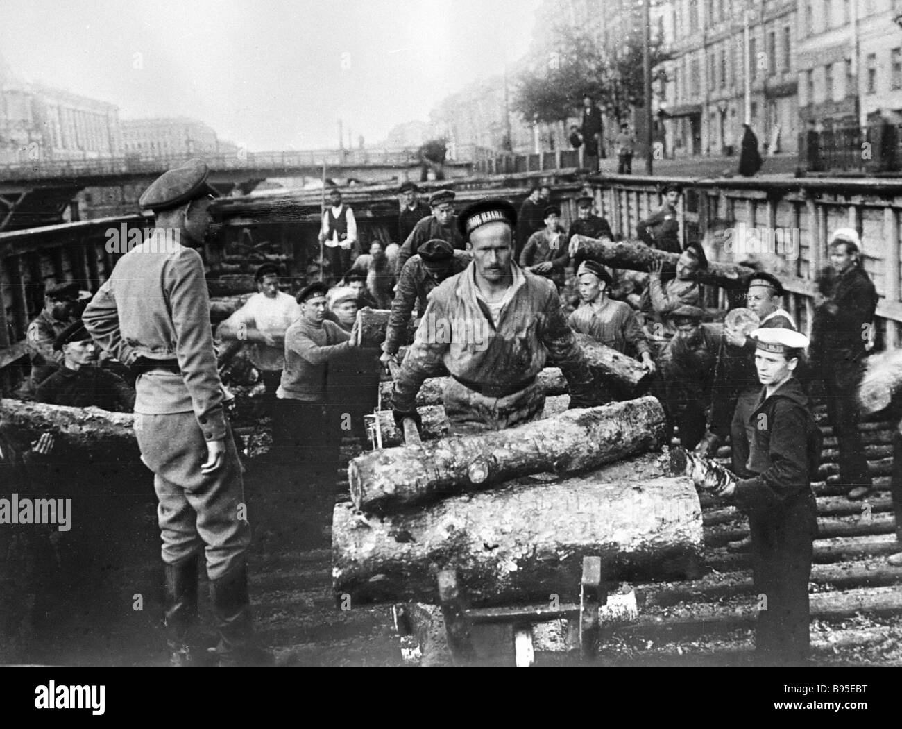 Petrograd 1918 High Resolution Stock Photography and Images - Alamy