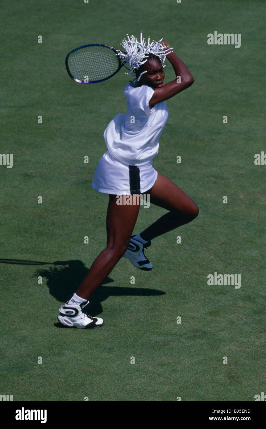 Venus williams on court hi-res stock photography and images - Alamy