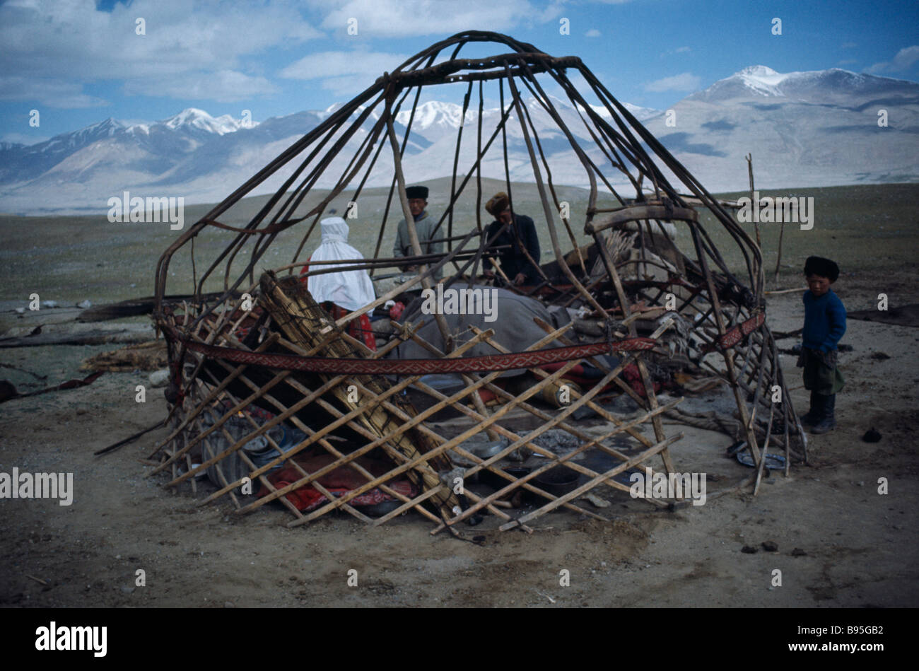 AFGHANISTAN Kirghiz Nomadic people erecting frame for yurt Stock Photo ...