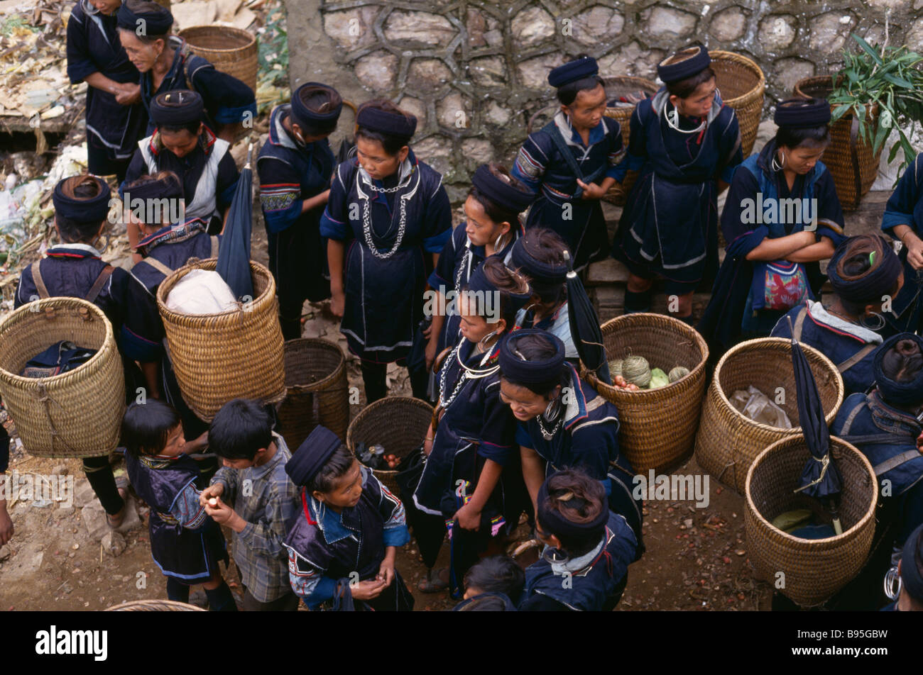 Vietnam muong people hi-res stock photography and images - Alamy