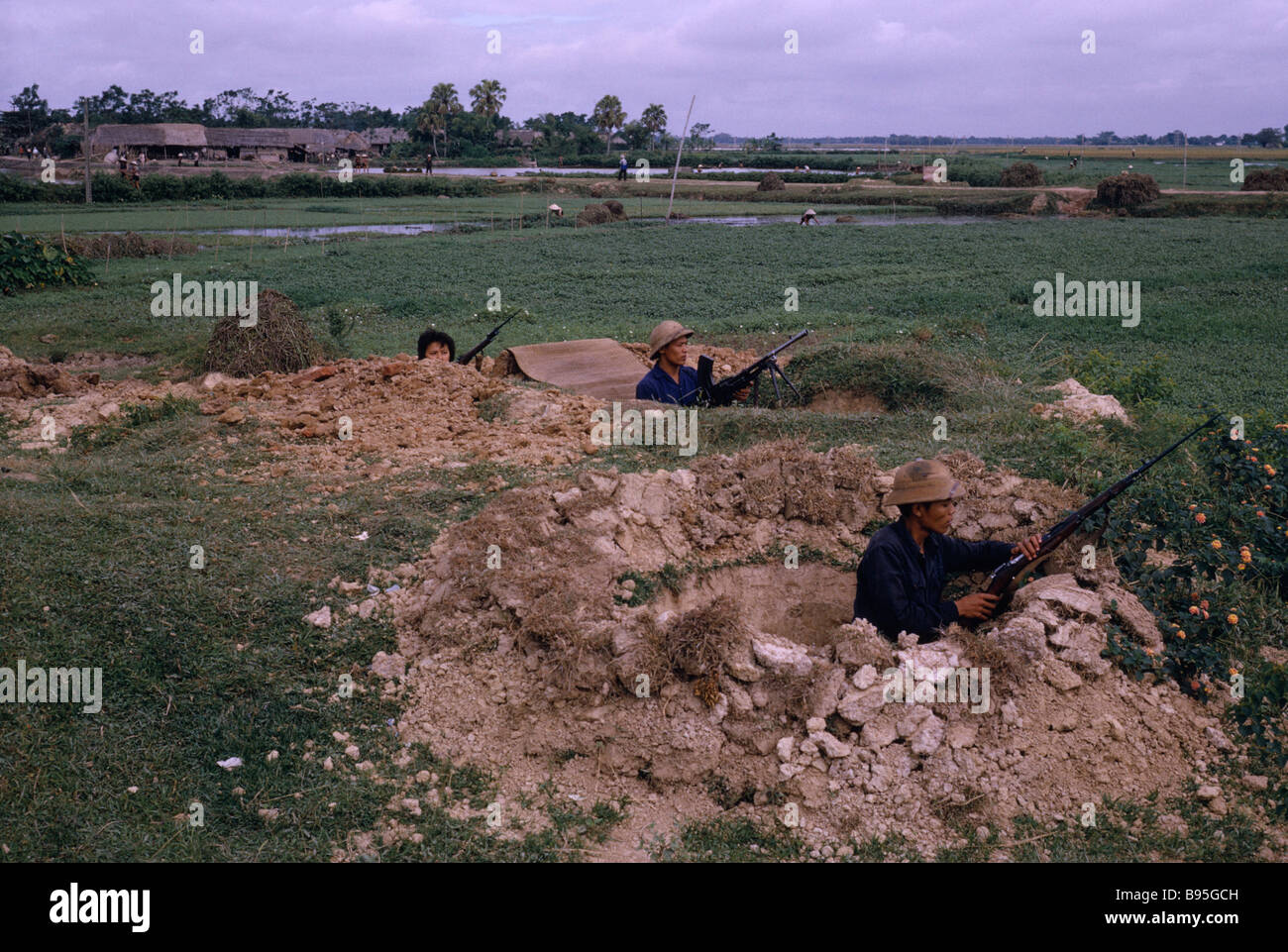 VIETNAM War North Vietnamese Soldiers positioned with rifles and ...