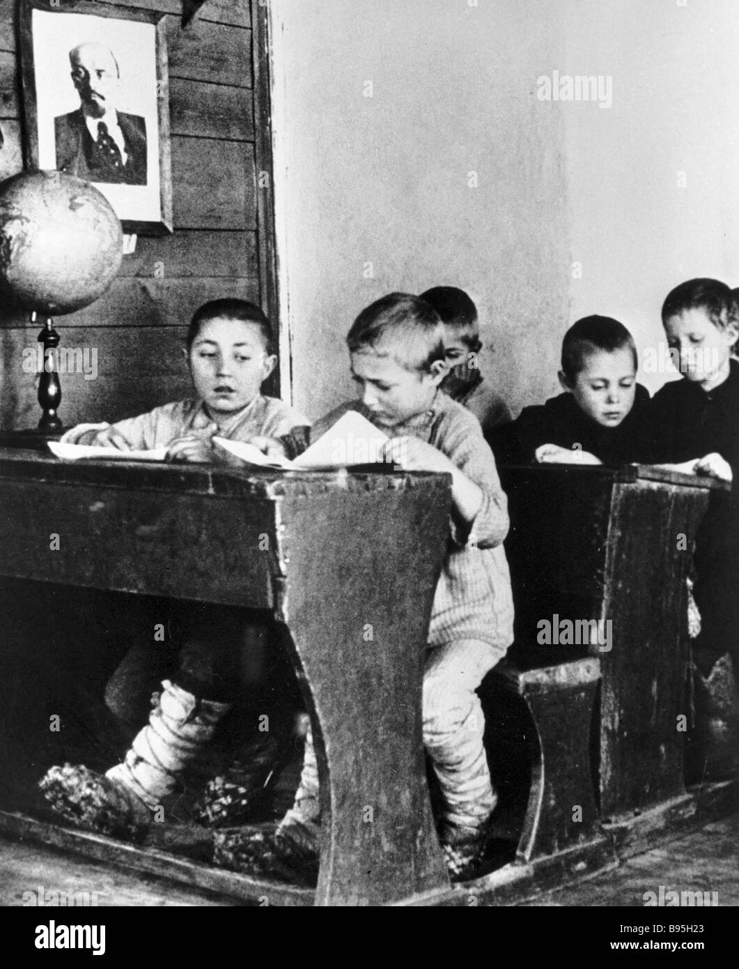 A class in the rural school Stock Photo - Alamy