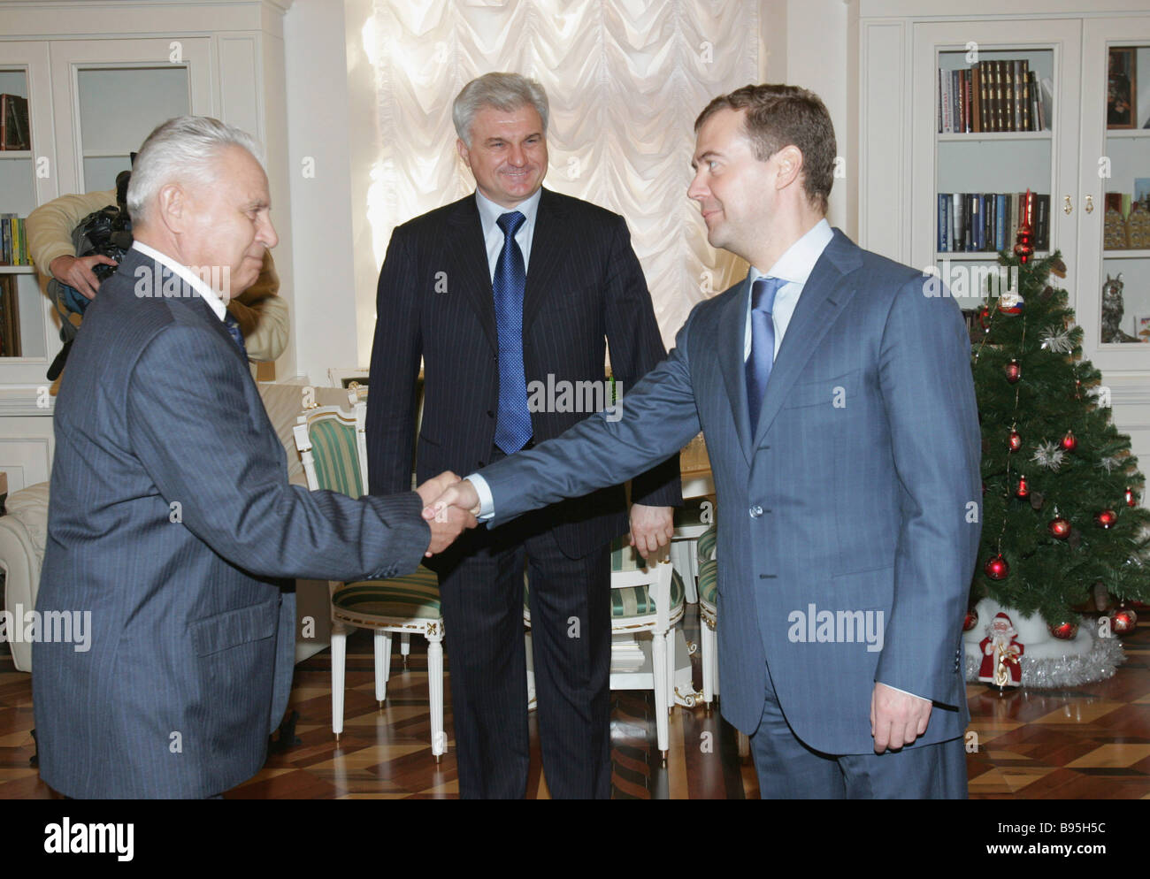 From left to right Leaders of the Agrarian Party Alexander Nazarchuk and Vladimir Plotnikov ...