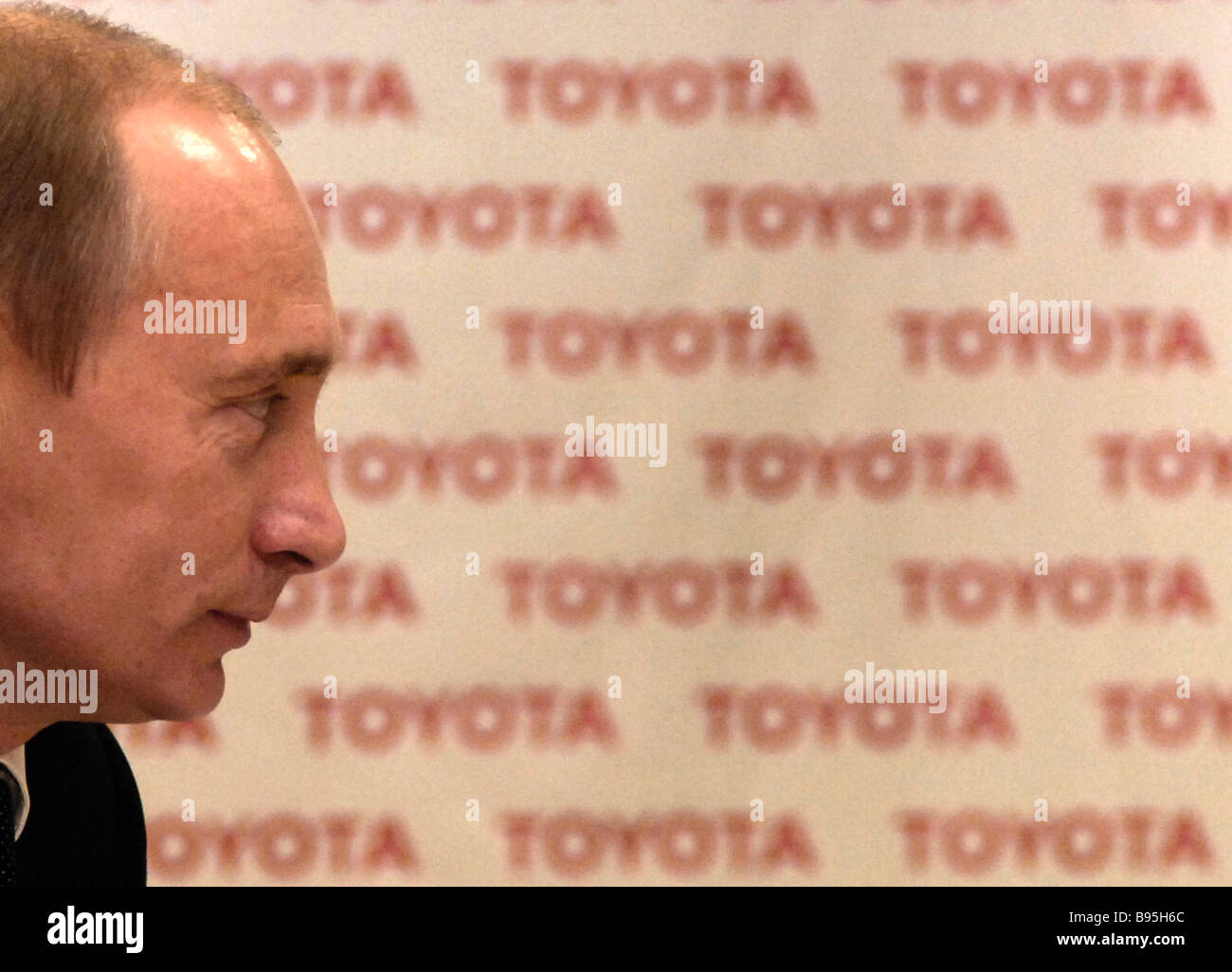 President Vladimir Putin visiting the newly built Toyota plant in the ...