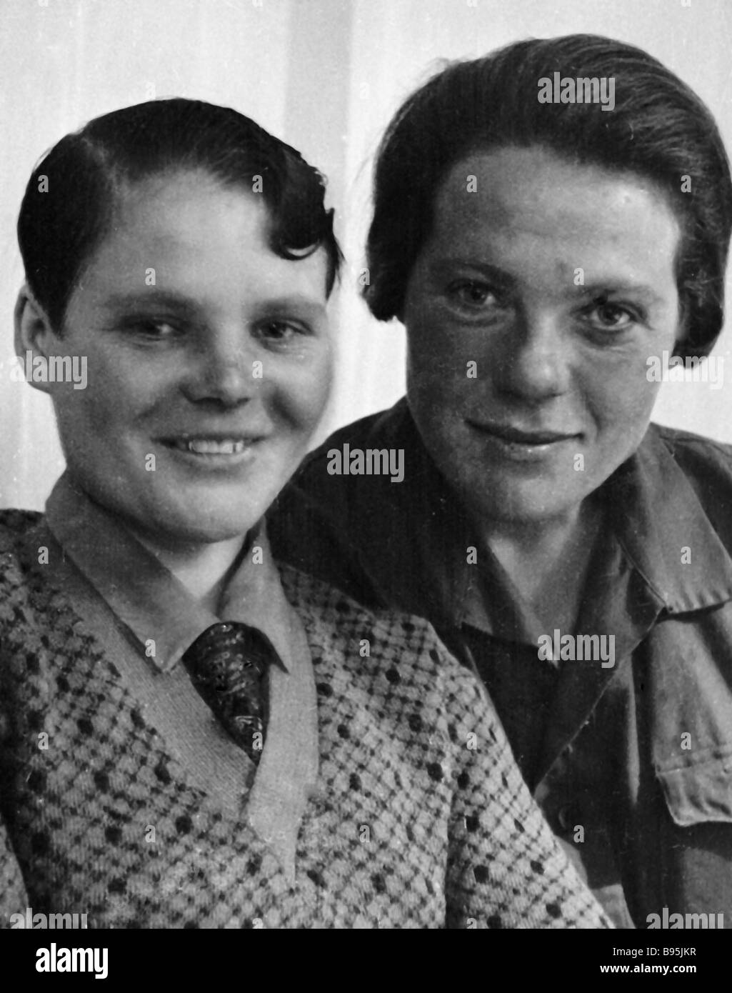 Beet growers Maria Demchenko and Marina Gnatenko Stock Photo - Alamy