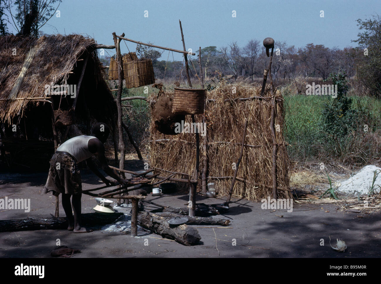 MALAWI Tribal People Yau Tribe Stock Photo - Alamy