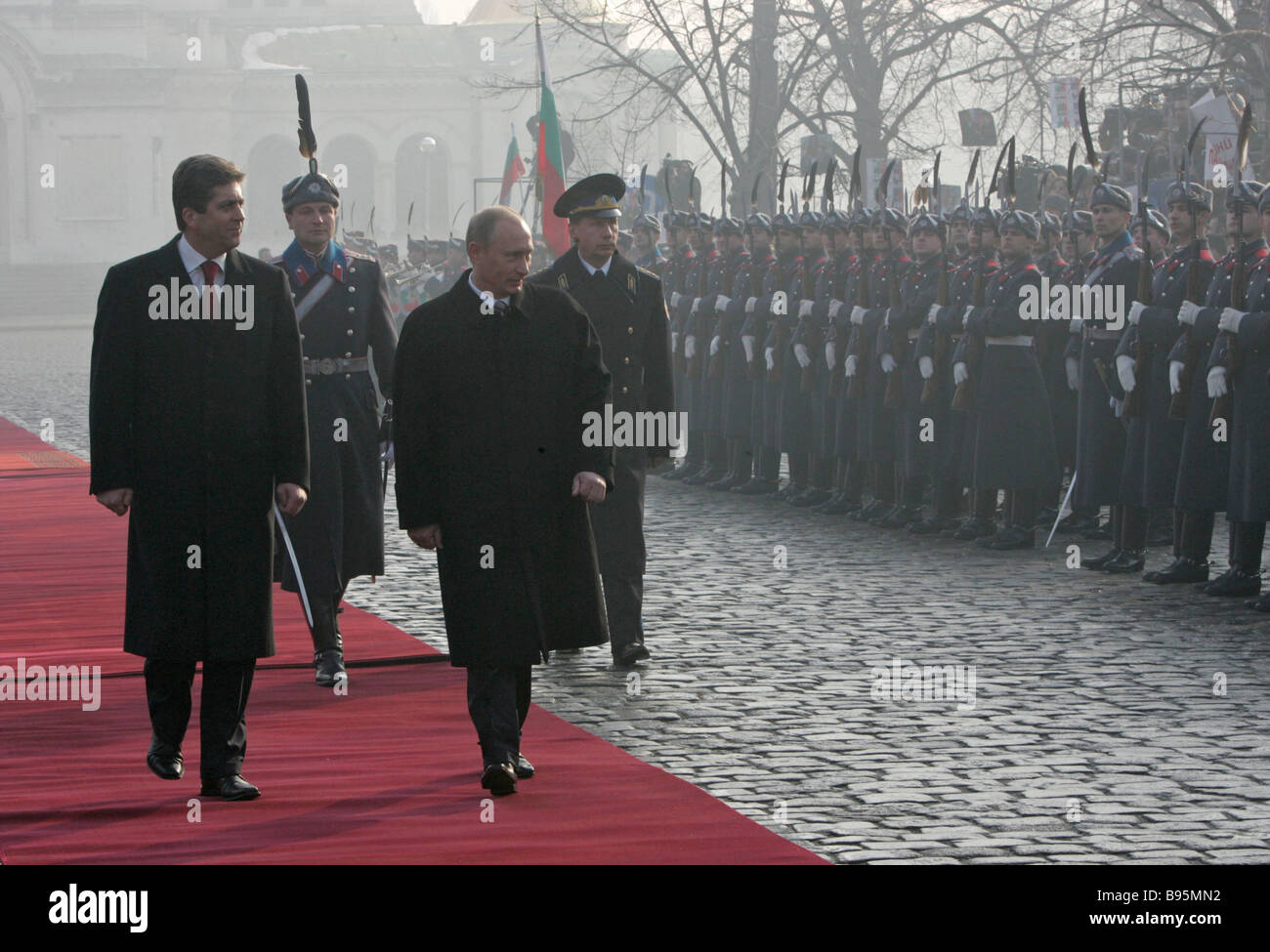 From left to right foreground Bulgarian President Georgi Parvanov and ...