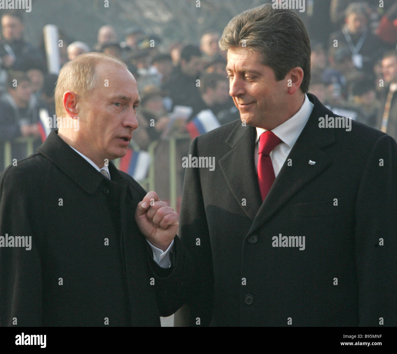 From left to right Russian President Vladimir Putin and Bulgarian ...