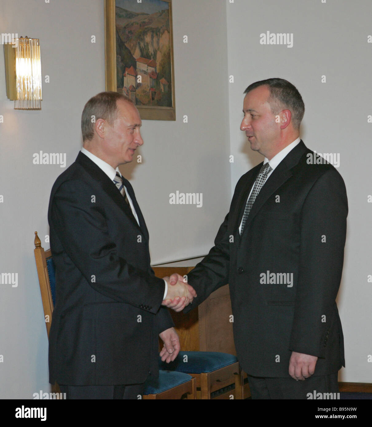 From left to right Russian President Vladimir Putin and Bulgarian ...
