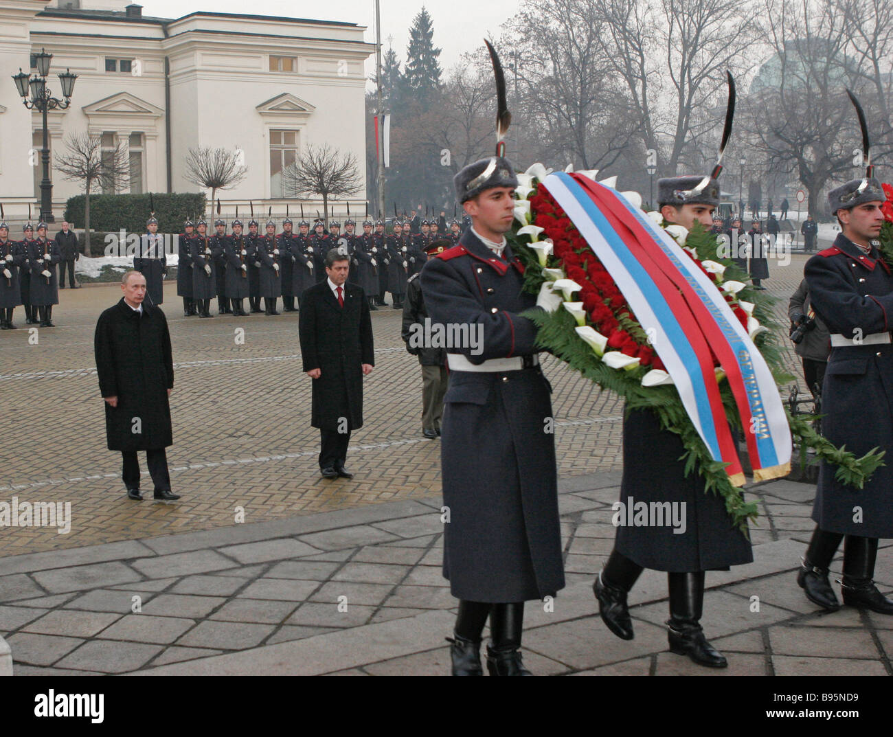 From left to right Russian President Vladimir Putin and Bulgarian ...