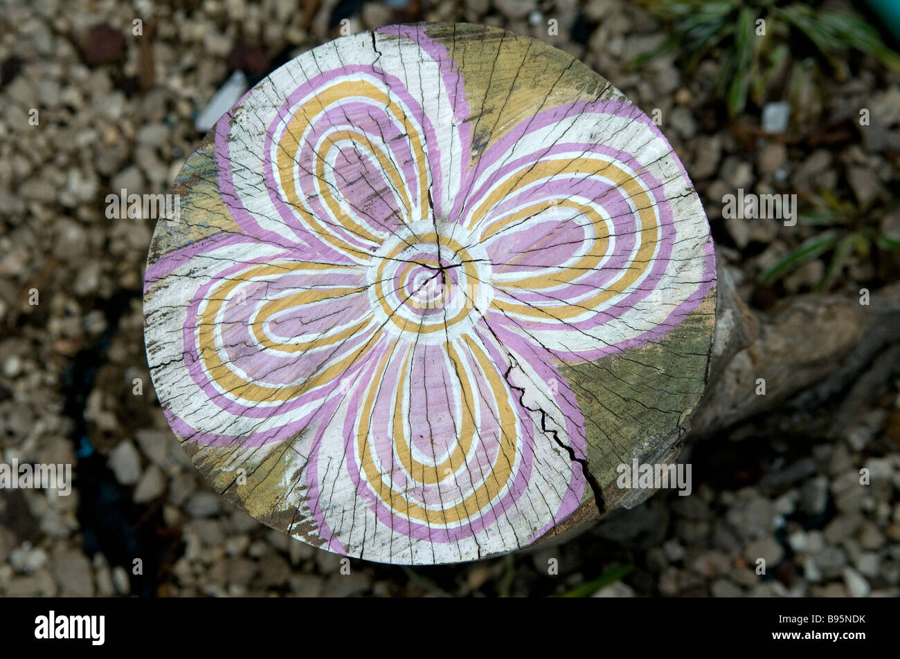 Painted tree stump Stock Photo - Alamy