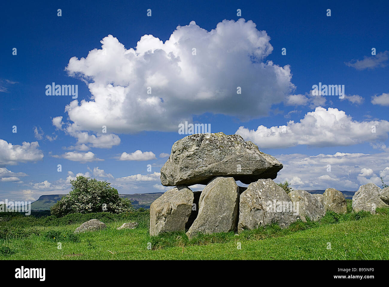 Ireland, County Sligo, Carrowmore Megalithic Cemetery dolmen with Ben ...