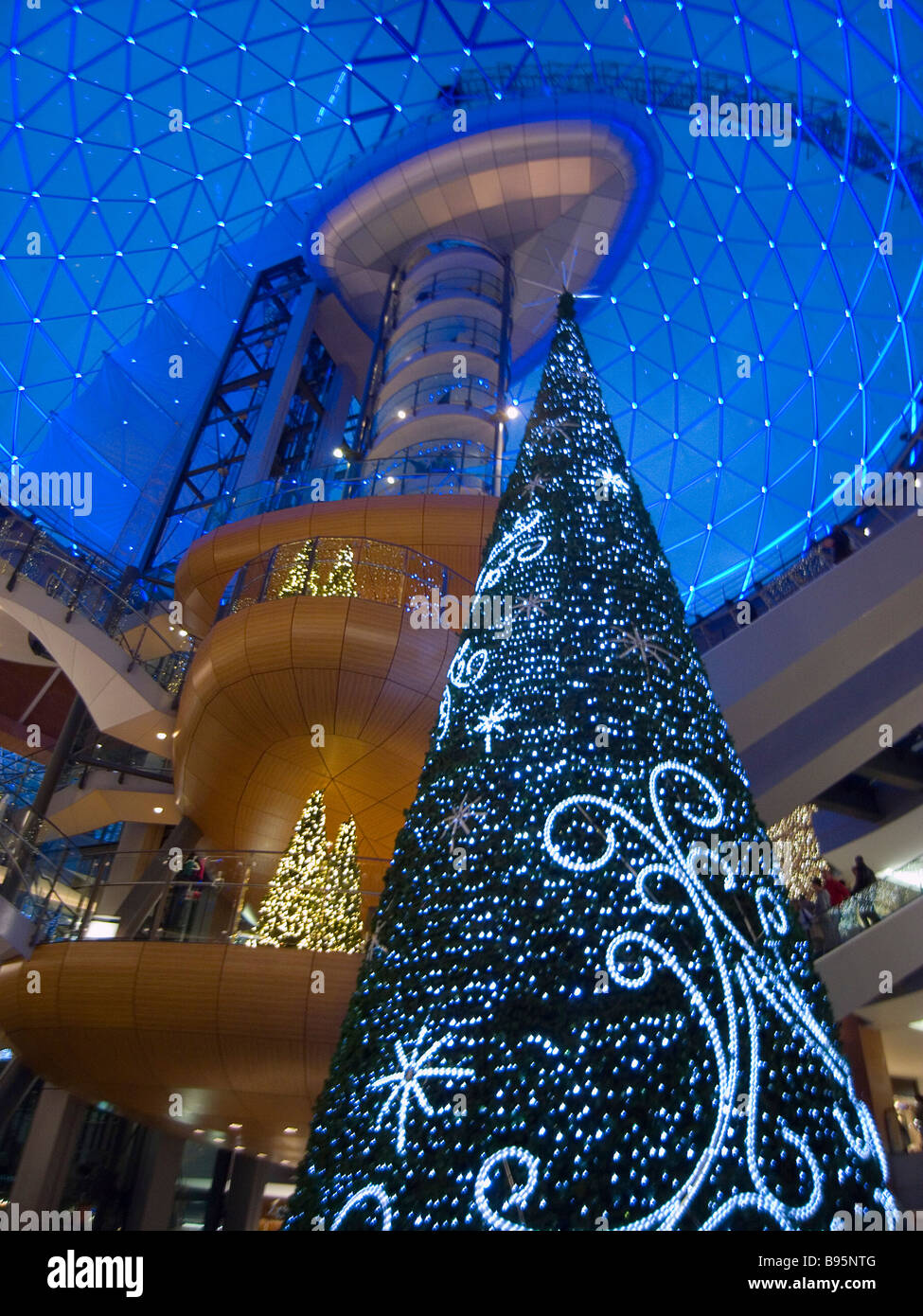 Victoria square belfast at christmas hi-res stock photography and ...