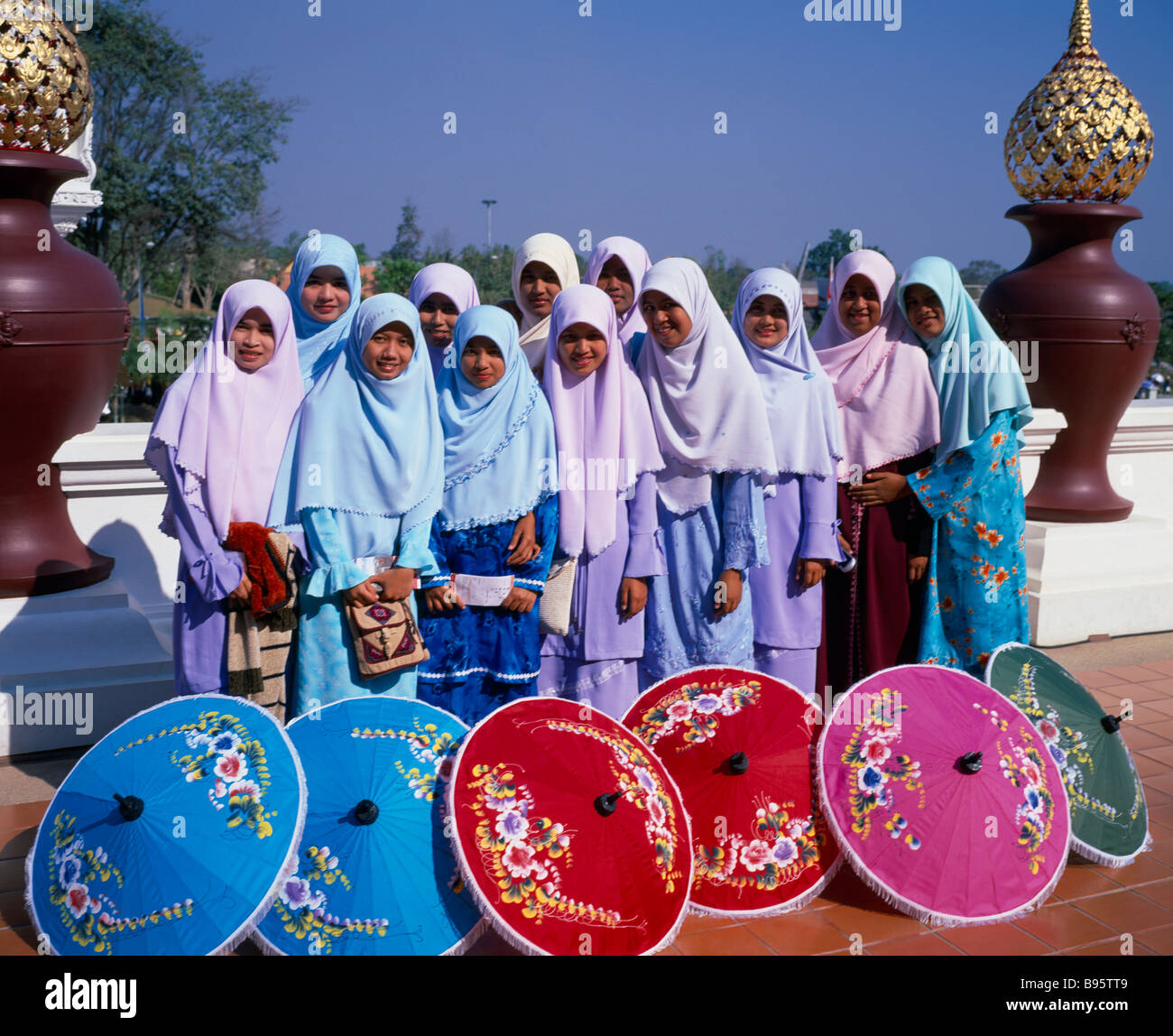 Thailand muslim moslem hi-res stock photography and images - Alamy