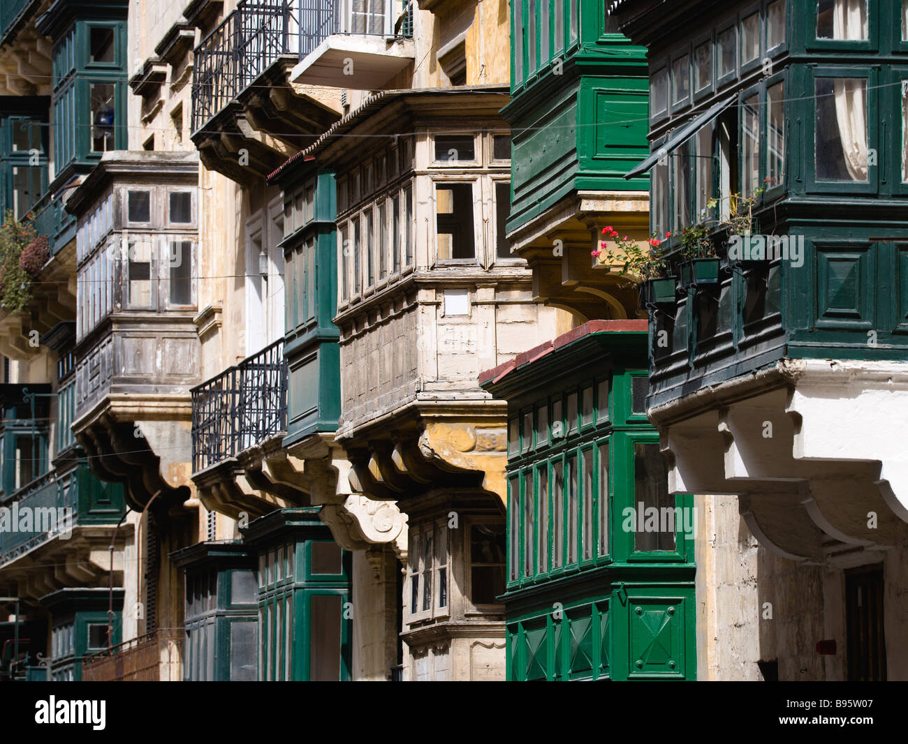 Enclosed balcony valletta malta hi-res stock photography and images - Alamy