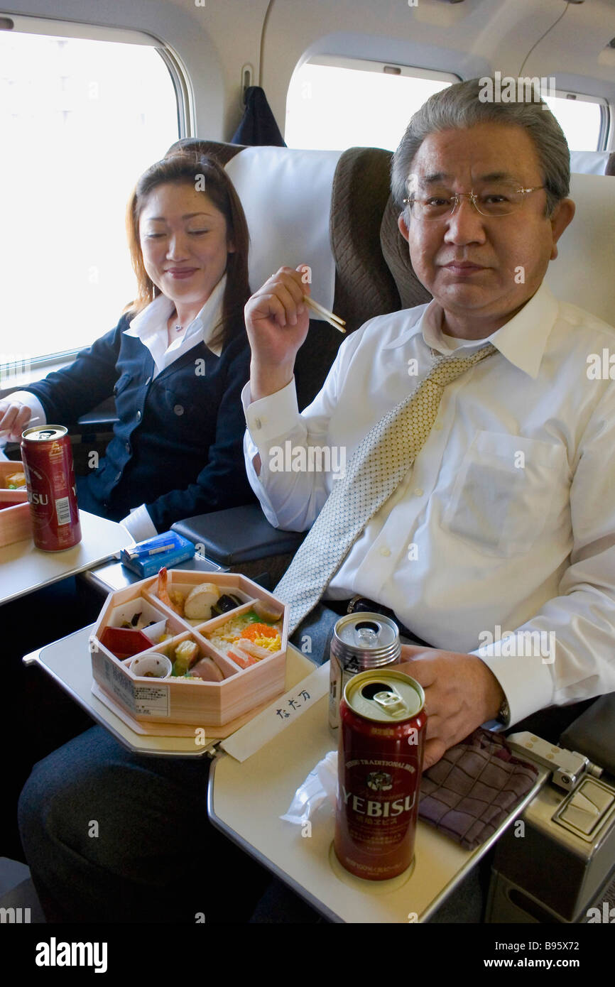 Shinkansen 700 series hi-res stock photography and images - Alamy