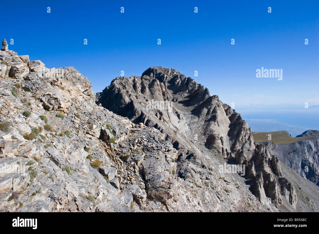 Mytikas peak mount olympus macedonia hi-res stock photography and ...